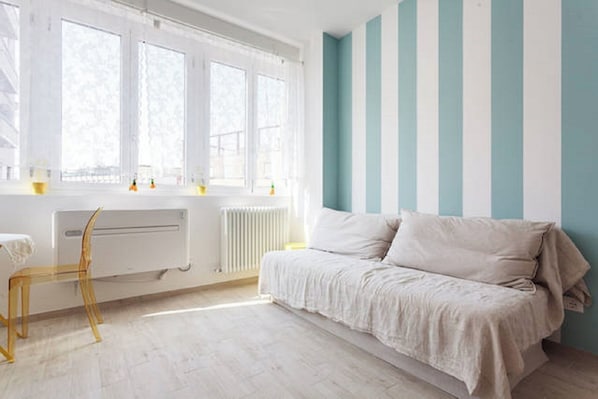 Apartamento, Vista para a cidade | Sala de estar