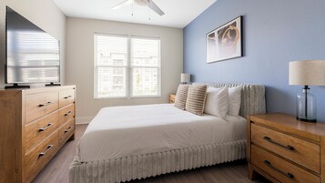 Apartamento, 1 quarto | Individualmente decorados, individualmente mobiliados, escrivaninha