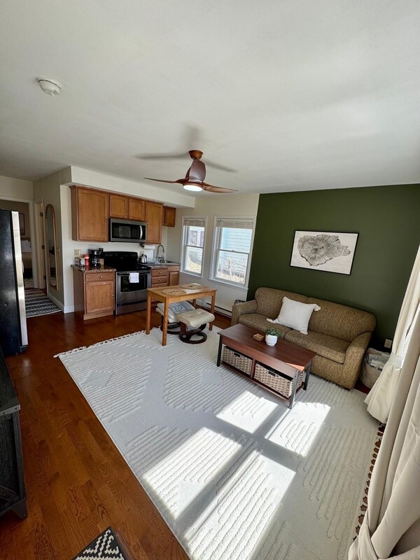 Central Lake Placid Hideaway - Lake Placid, NY