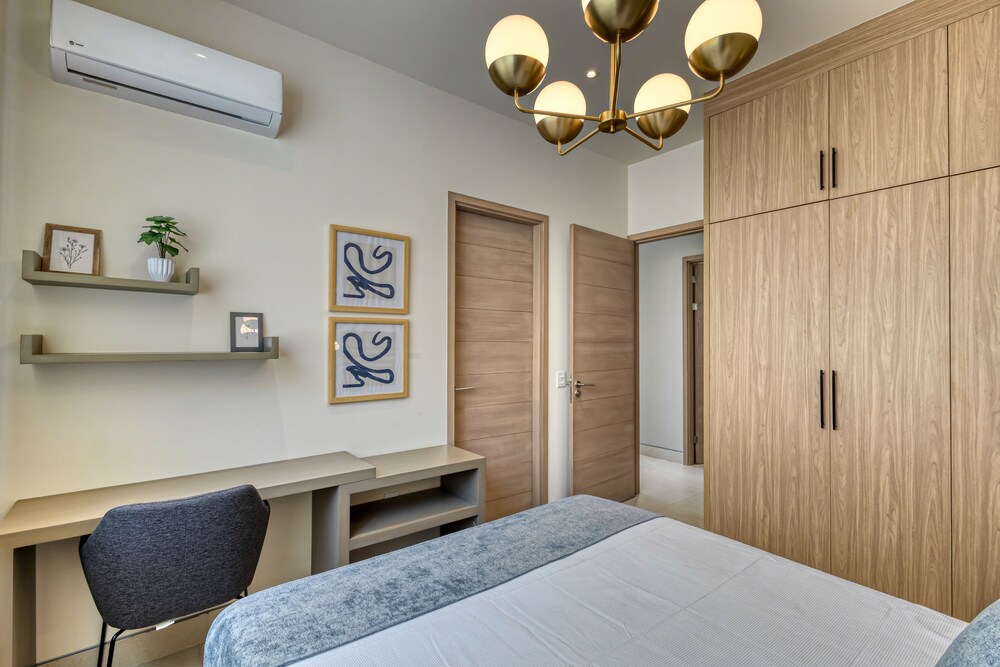 Peaceful condo with resort pool, high-speed WiFi & relaxing outdoor ...