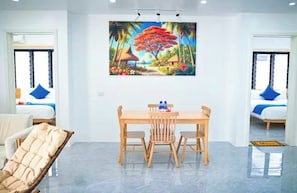 Apartamento Familiar, fumadores, casa de banho privativa | Sala de estar | Impressoras