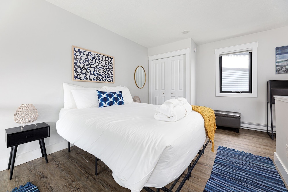 Nordic Nest @ City Limit Lofts • Walk/Bike to Downtown - Traverse City ...