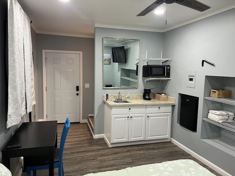 Charming Amazing Studio In El Centro With Ac - El Centro, CA