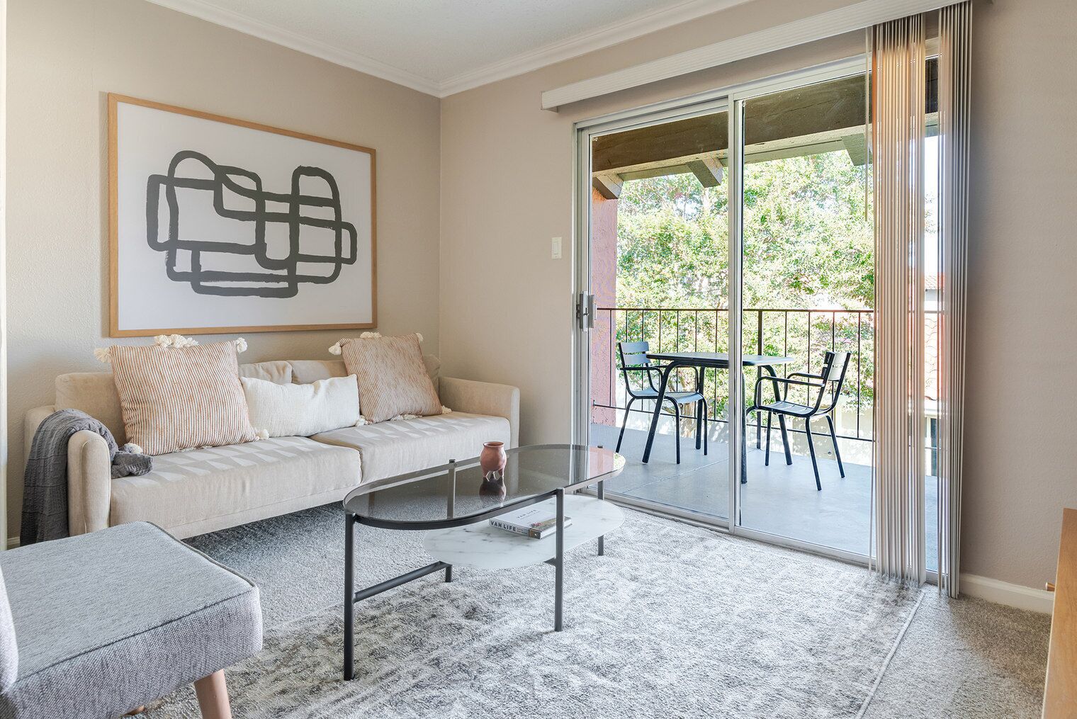 Blueground | Campbell, Pool, Nr Campbell Park - San Jose, CA