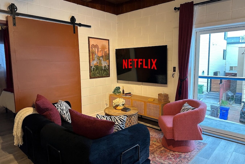 Ocean View Balcony | 4 Min Walk To Beach | Romantic Theme - Hermosa Beach, CA