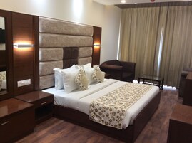 Quarto casal básico | Wi-Fi de cortesia