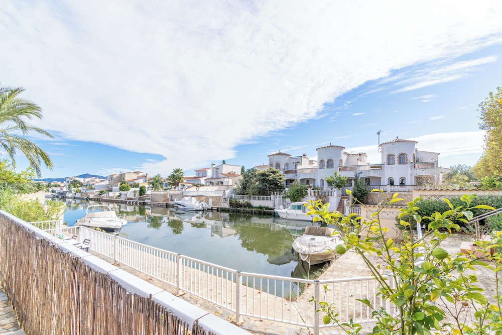 Jouvacations Villa Freser 3 - Empuriabrava