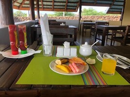 Café da manhã continental grátis todos os dias