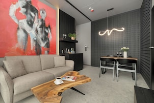 Apartamento | Wi-Fi de cortesia, roupa de cama