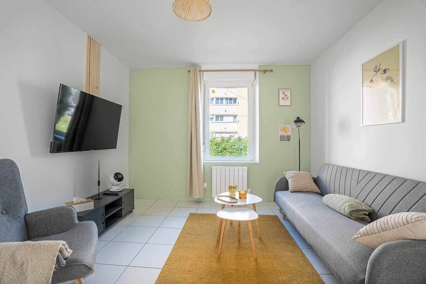 24.le Charlie - Lumineux - Spacieux - Jardin -Parking - Briey