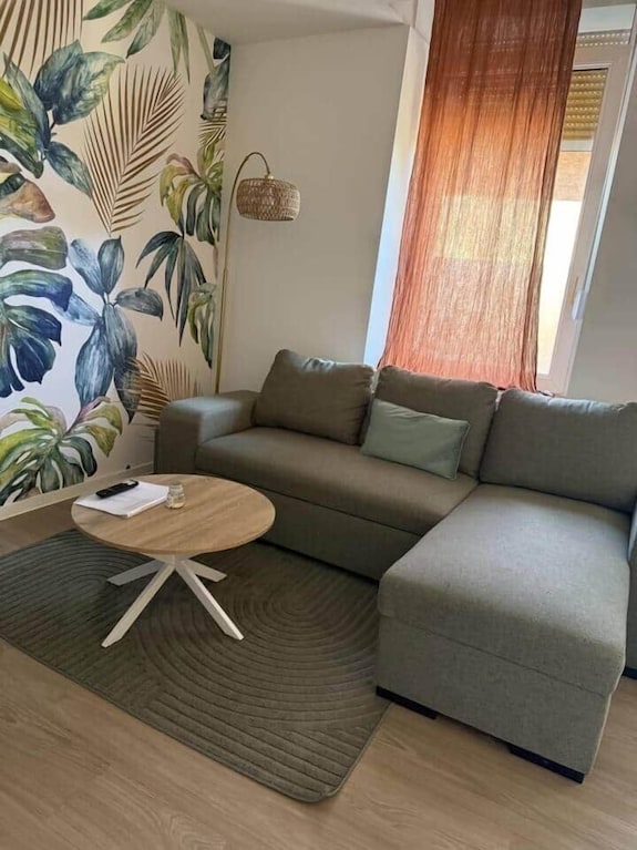 34.mélissa - Lumineux, Moderne - Gare - Wifi - Stream - Briey