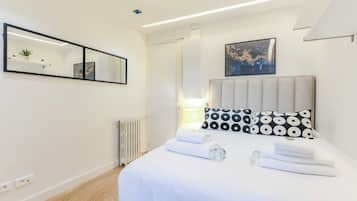 Apartamento | 1 quarto, espaço de trabalho para notebook