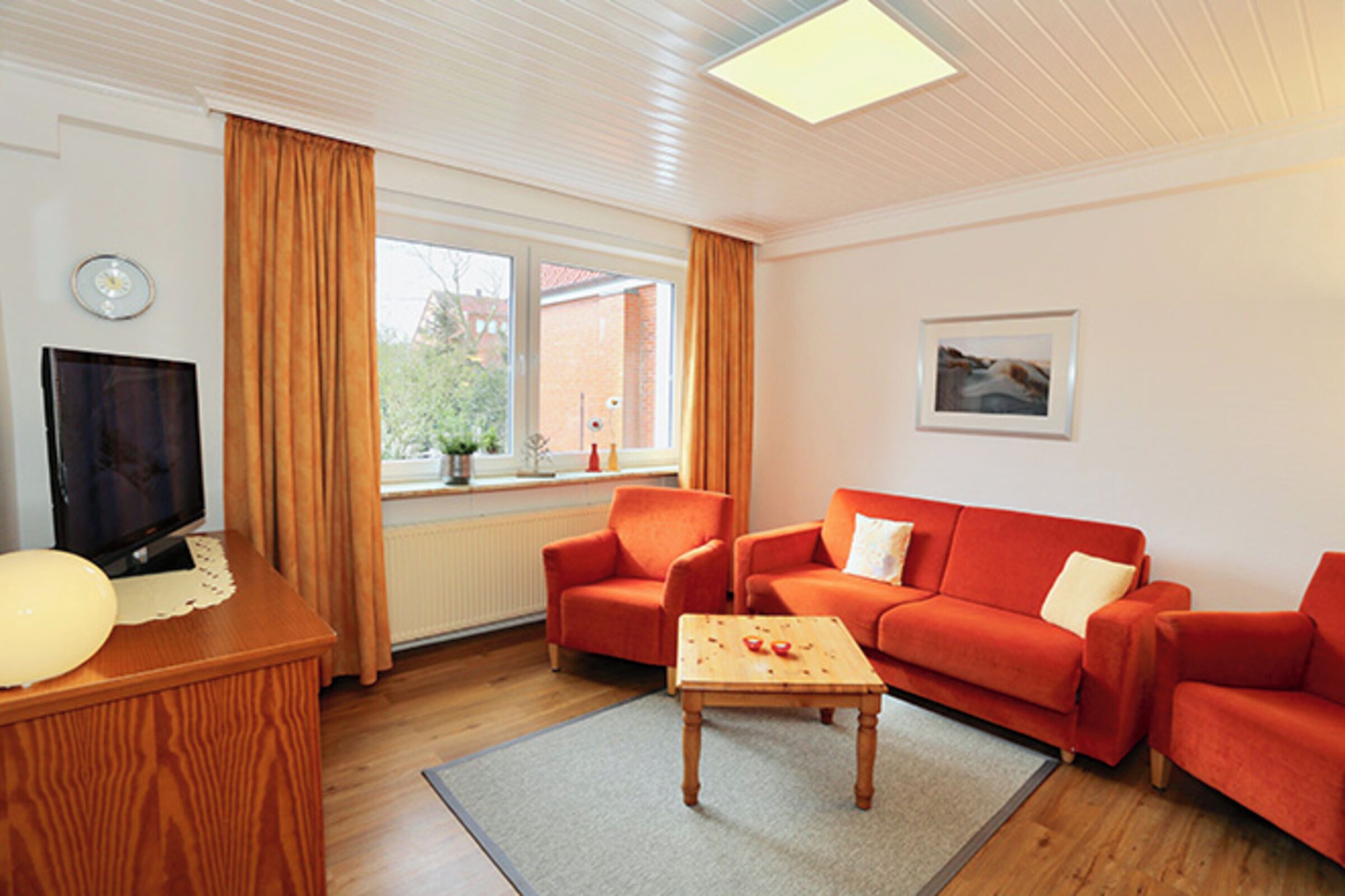 Gemütliche 3-zimmer Ferienwohnung Mit Balkon Zum Garten - Juist