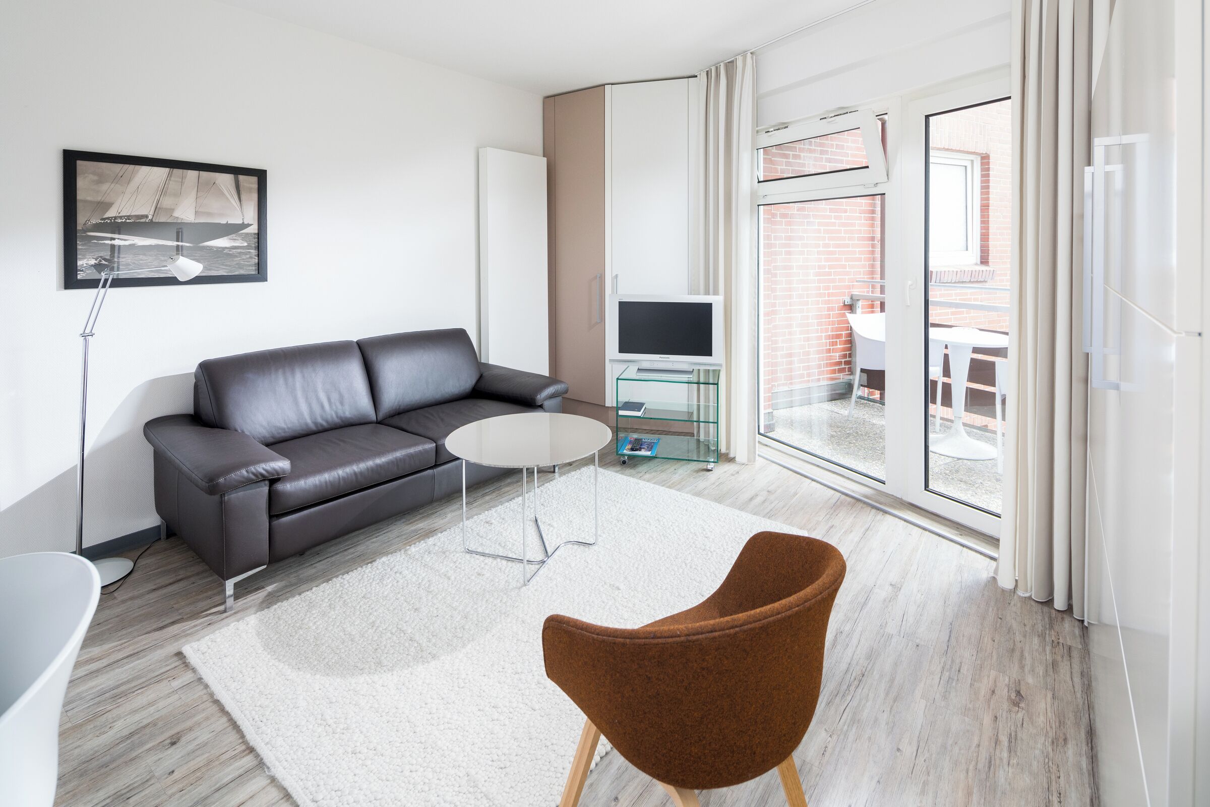 Bright, Sunny 1-room Apartment Directly On The Kurplatz With South-facing Balcony - Juist