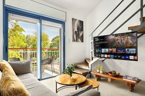 Apartamento, vista para o pátio | Área de estar