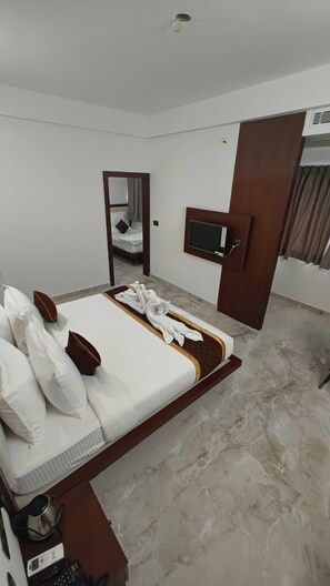 Quarto casal luxo, vista para a montanha | Wi-Fi de cortesia