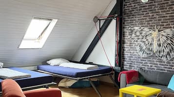 Apartamento | Individualmente decorados, individualmente mobiliados, berços grátis
