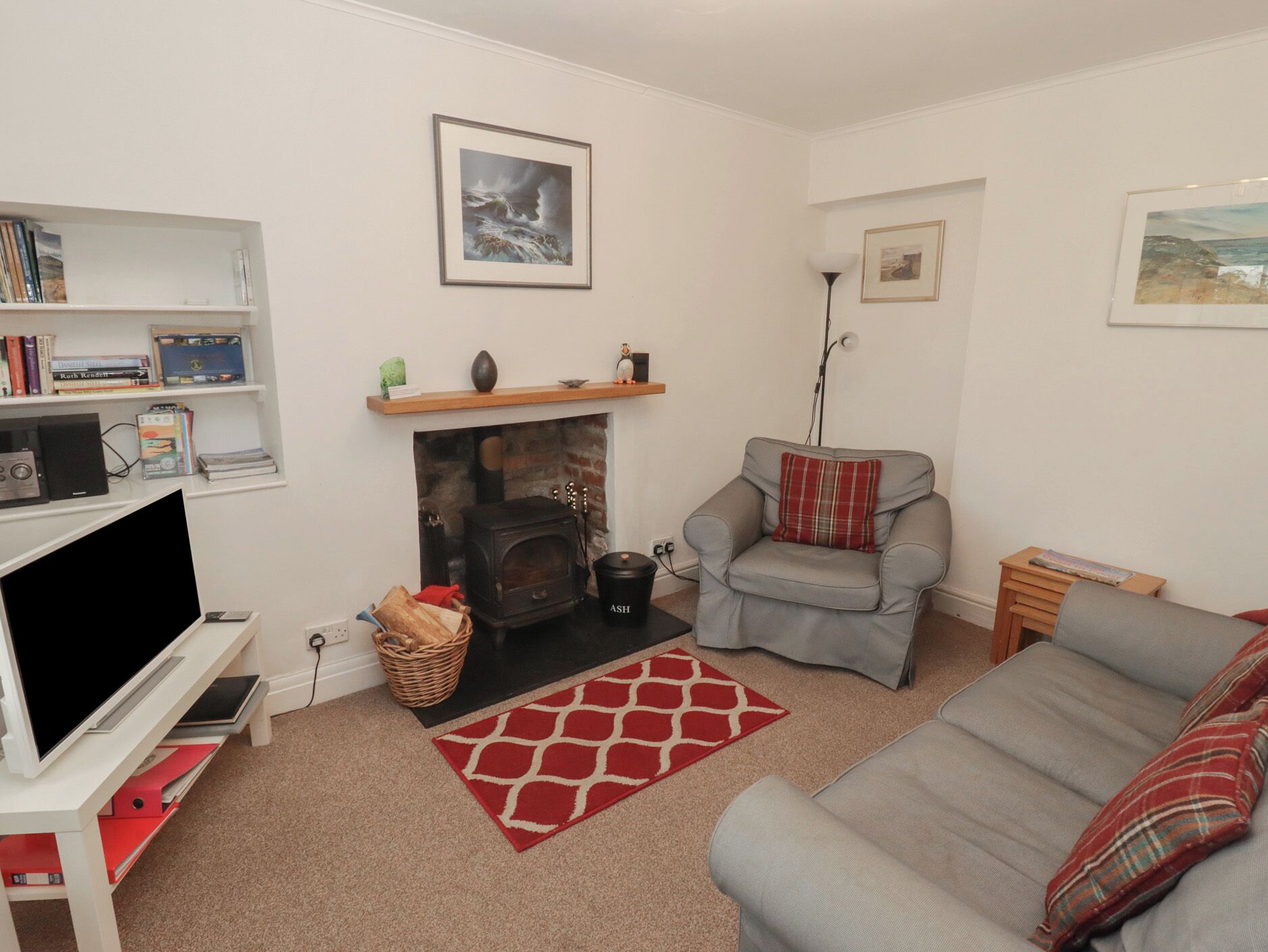 Garth Cottage, Pet Friendly, Character Holiday Cottage In St Davids - Solva