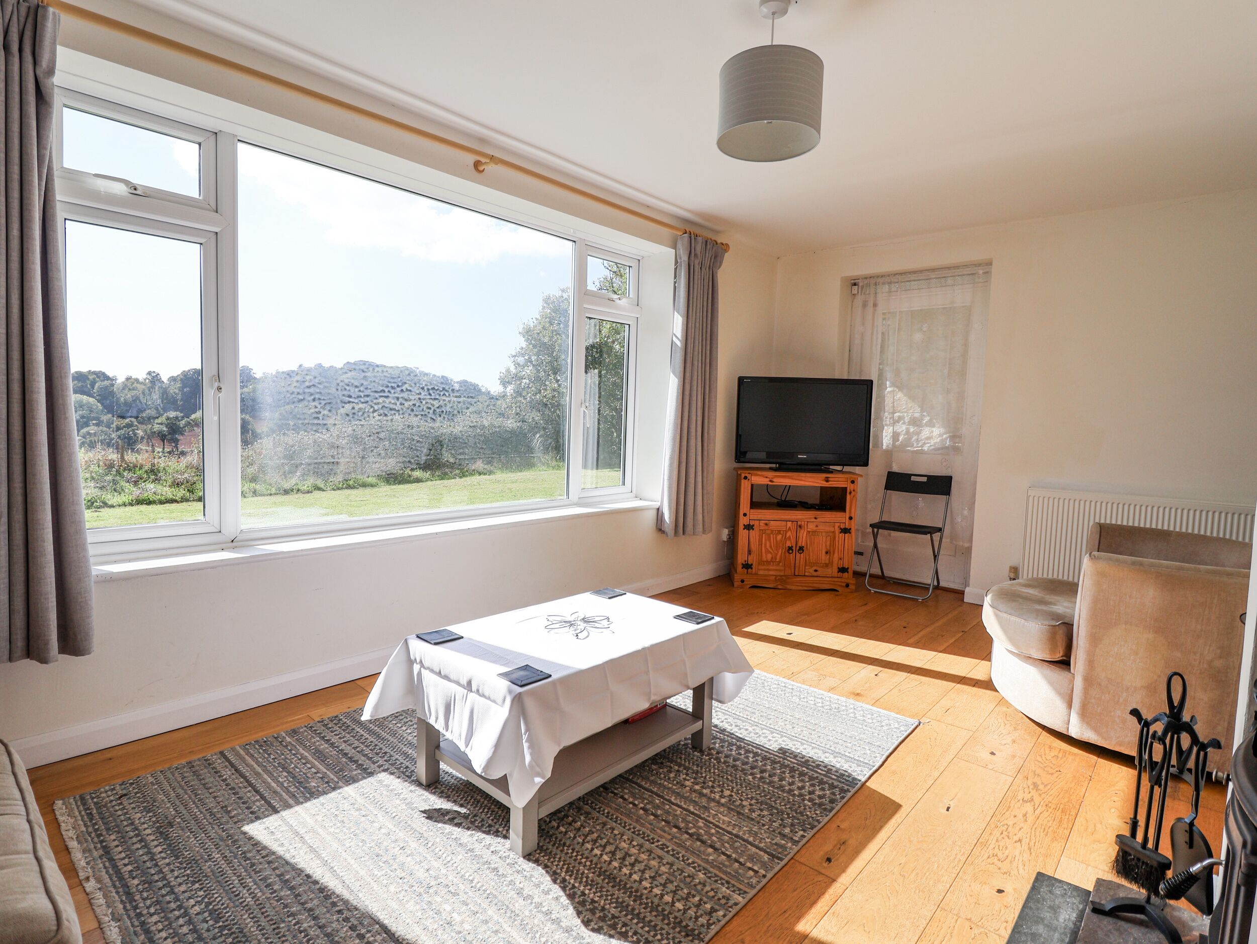 Tapps Lodge, Pet Friendly, With Open Fire In Yealmpton, South Devon - Ivybridge