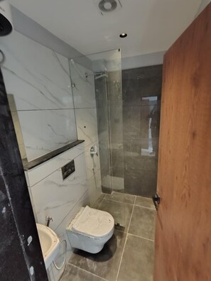 Quarto Deluxe | Casa de banho