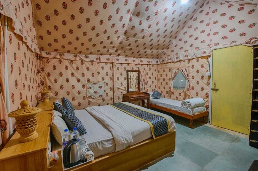 Luxurious 9-bedroom Resort With Ac, Fitness Room In Delightful Jaisalmer - Jaisalmer