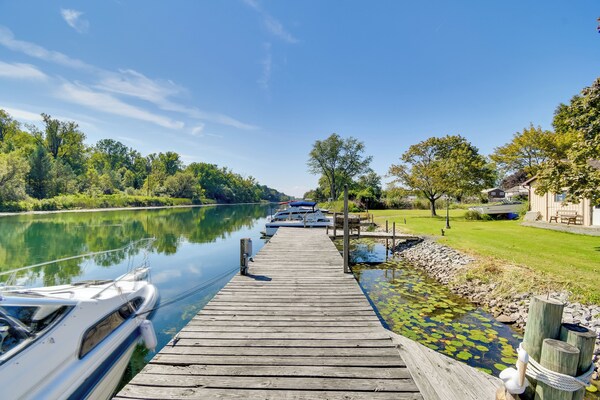 Riverfront Couple's Retreat, 3 Mi To Seneca Lake! - Sampson State Park, Romulus