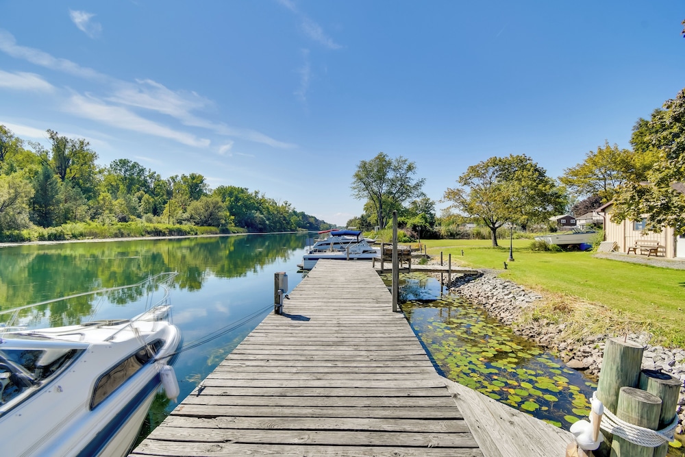 Riverfront Couple's Retreat, 3 Mi To Seneca Lake! - Seneca Falls, NY