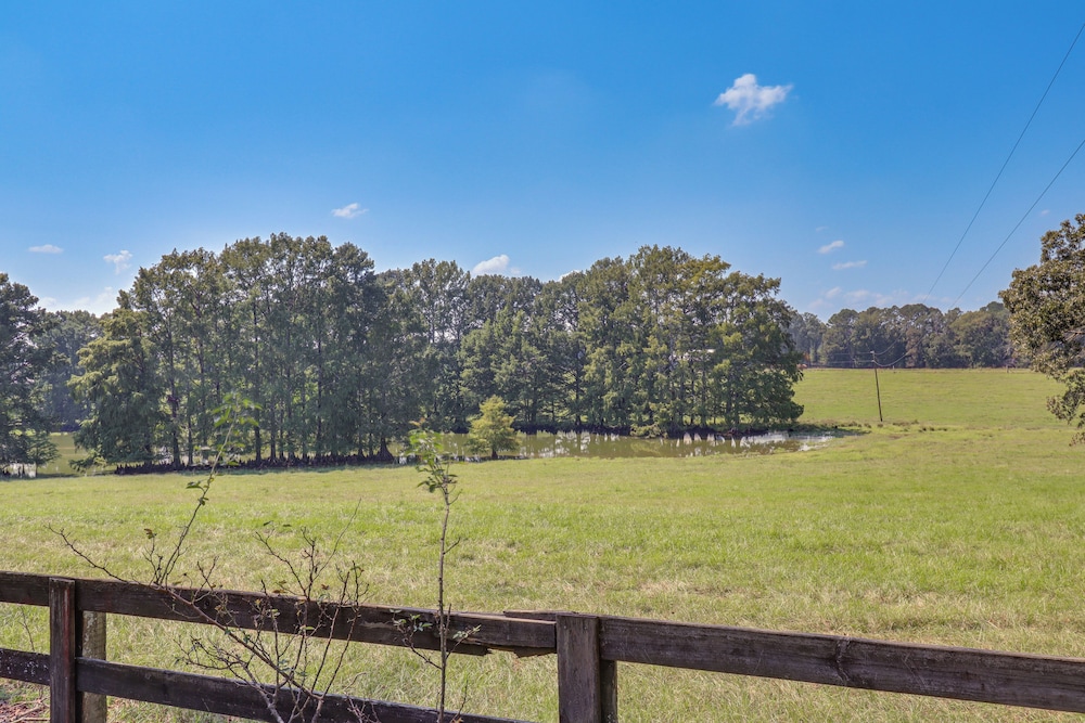 Rural Retreat: Cypress Lake By Roosevelt St Park - Roosevelt State Park, Morton