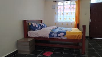 Quarto Individual Deluxe | Com decoração personalizada, com mobília individualizada, Wi-fi grátis