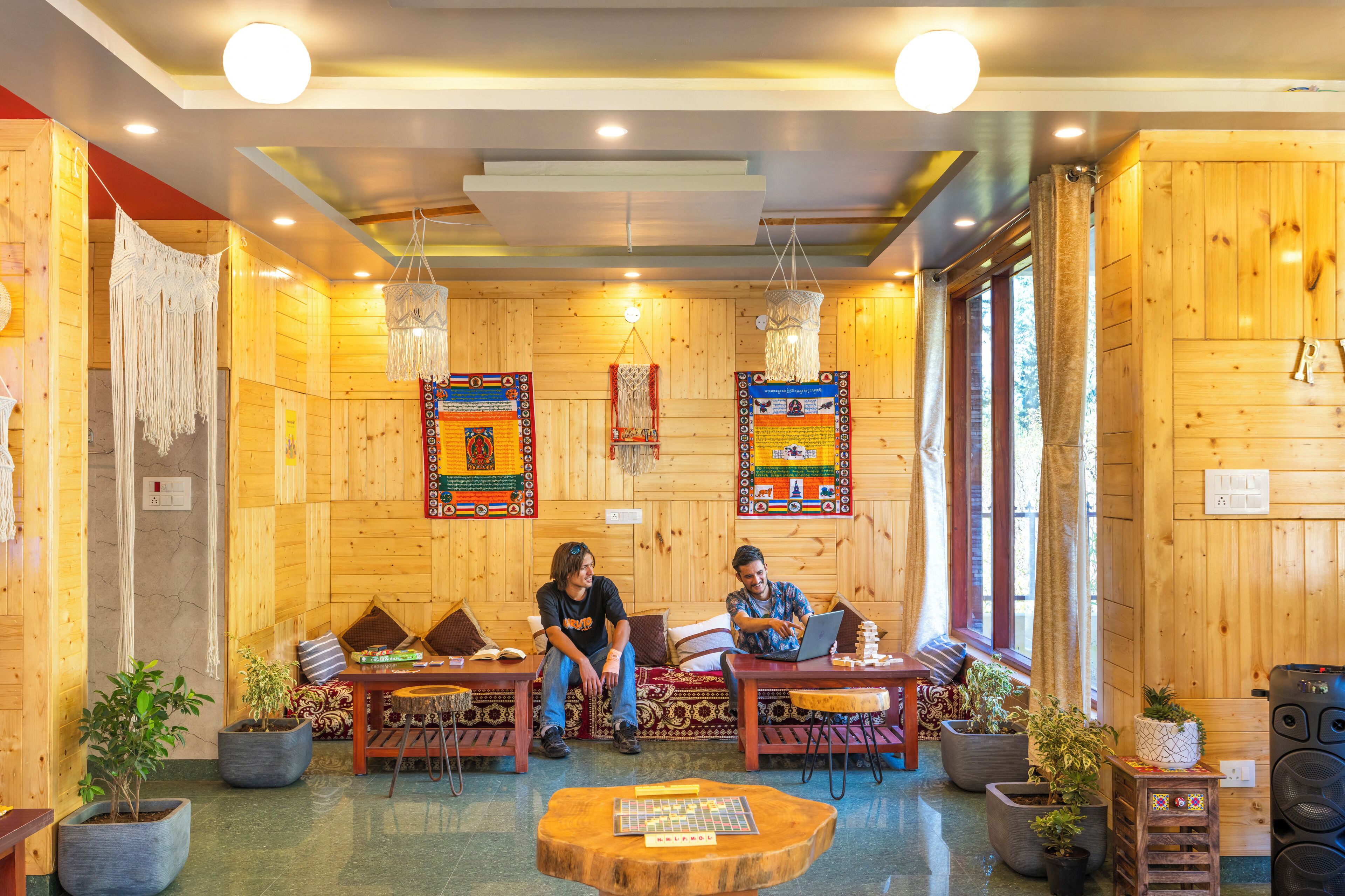 Área de estar no saguão