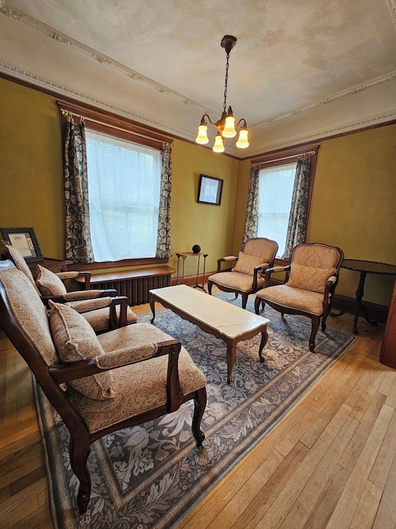 Historic, 4-bedroom House In Charming Hartford - Hartford, WI