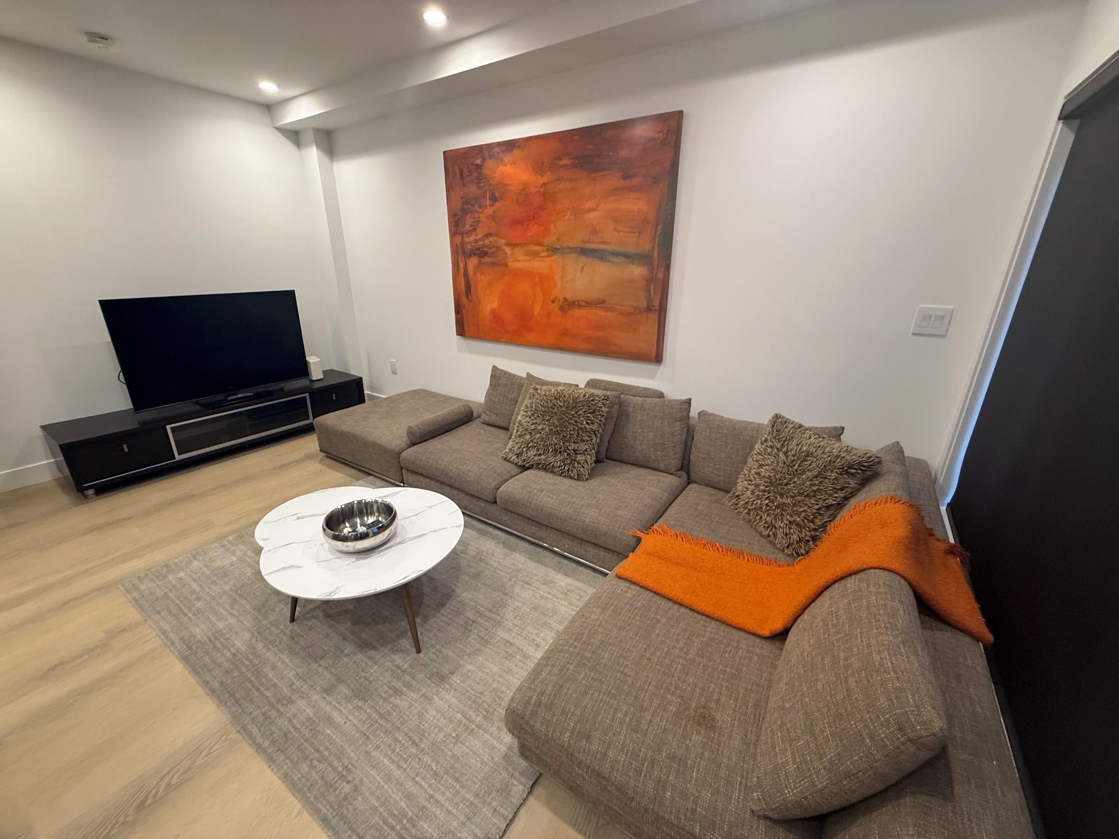 Modern 2br Coach House, West Van- New Construction - West Vancouver