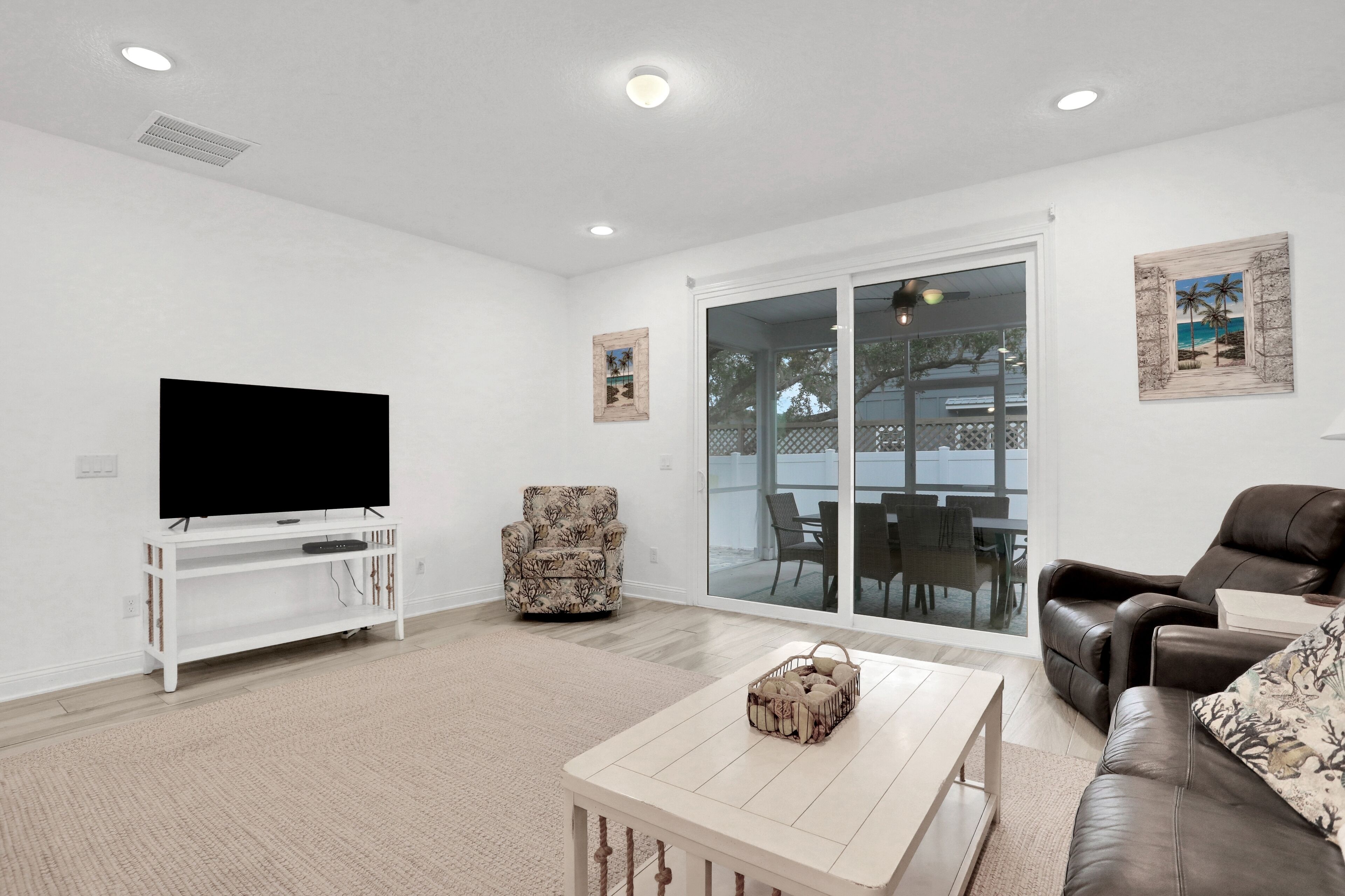 New Dog-friendly Home Near Vilano Beach With Private Hot Tub, Grill, W/d, & Ac - St. Augustine, FL