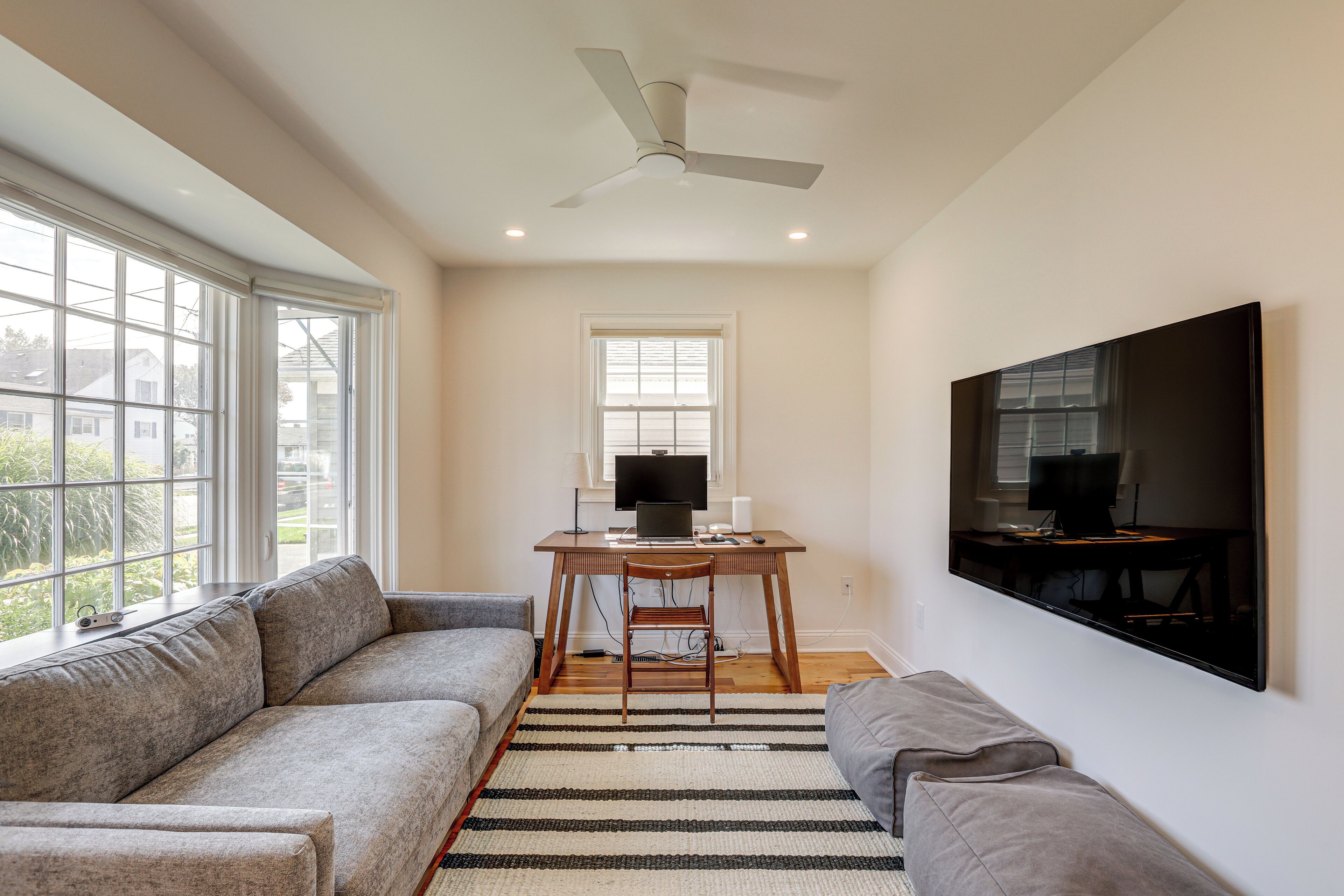 Walk To Beach! Point Pleasant Home W/ Heated Pool - Point Pleasant Beach, NJ