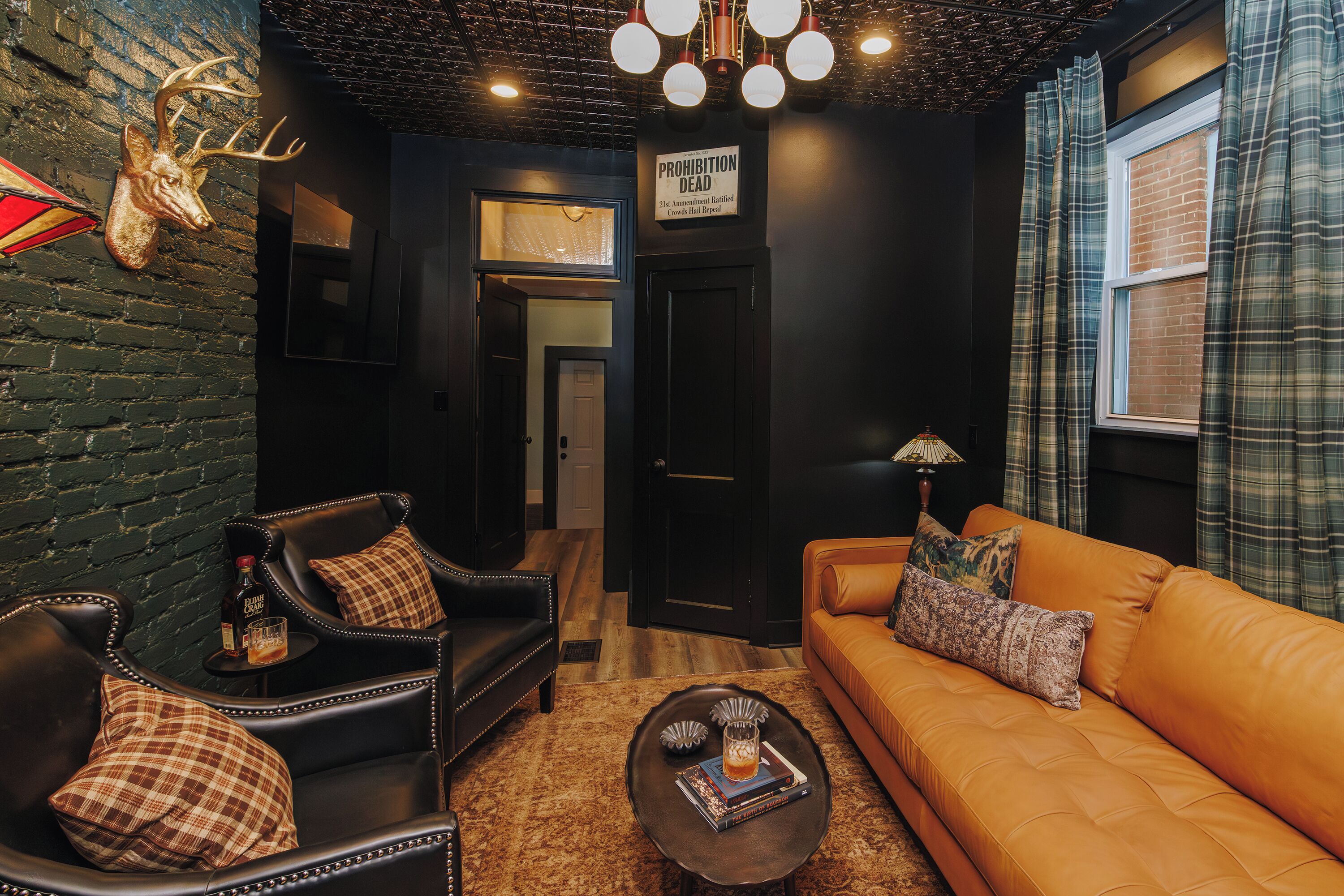 *New* Speakeasy Highlands 7br | Hot Tub | Sleep 14 - Plantation, KY