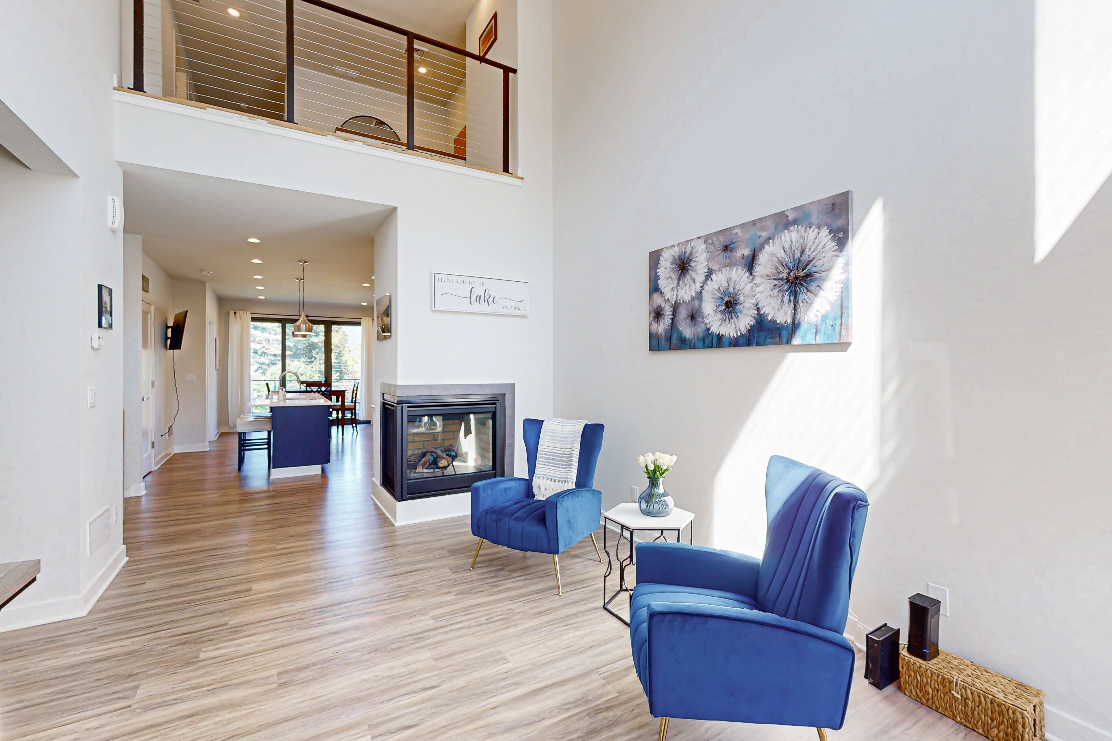 Beautiful Dog-friendly Home With Balcony And Gas Fireplace - Near Beach - 喬治湖（鎮）