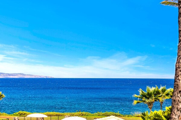 New Kbm Resorts Free Car Kapalua Bay Villas Ocean View 1-bedroom Condo Steps To Beach With Spacious Lanai! Kbv-24g3 - Maui, HI