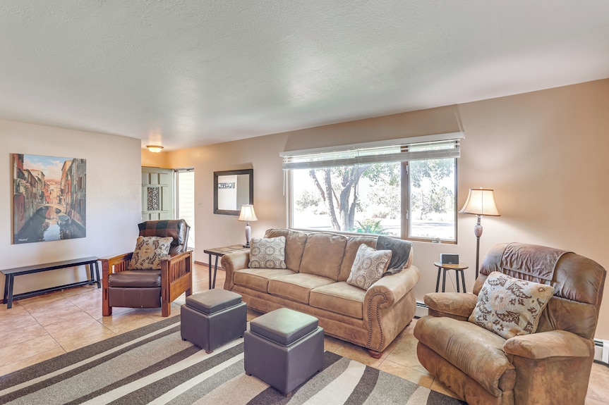 12 Mi To Mesa Verde: Family Gem W/ Mountain Views - Cortez