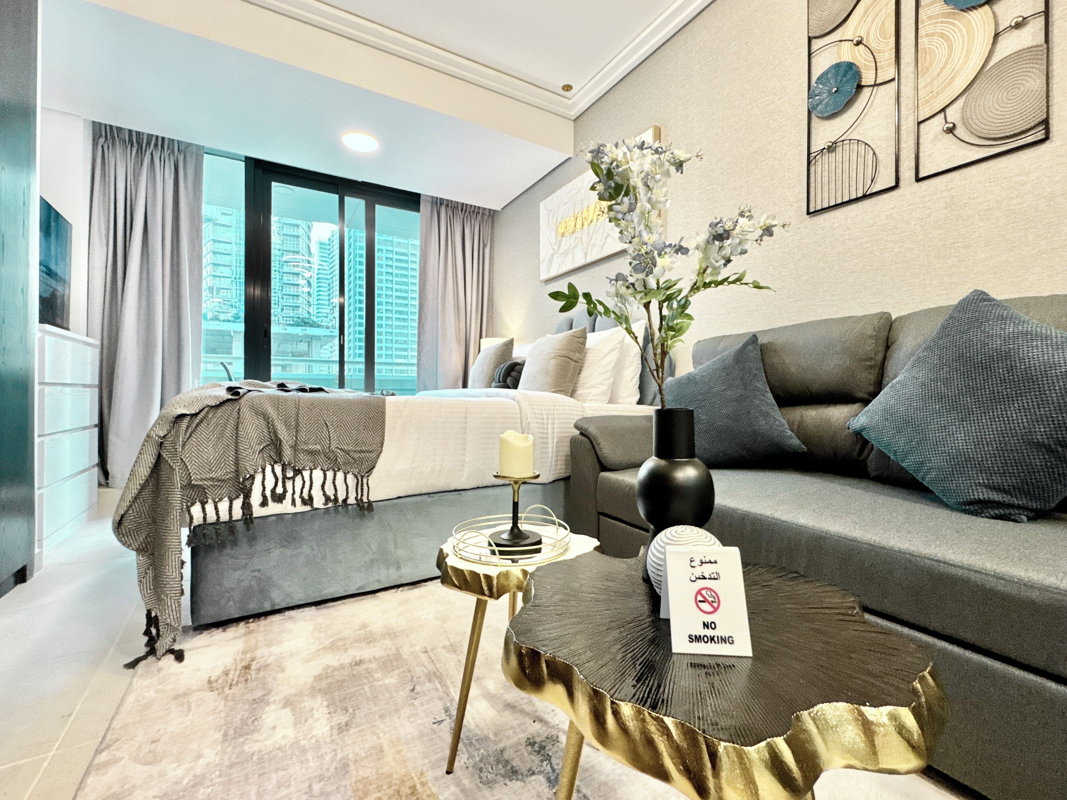 Apartamento Superior, Vista para a cidade | Cofre no quarto, cortinas/cortinados opacos, ferro/tábua de engomar 