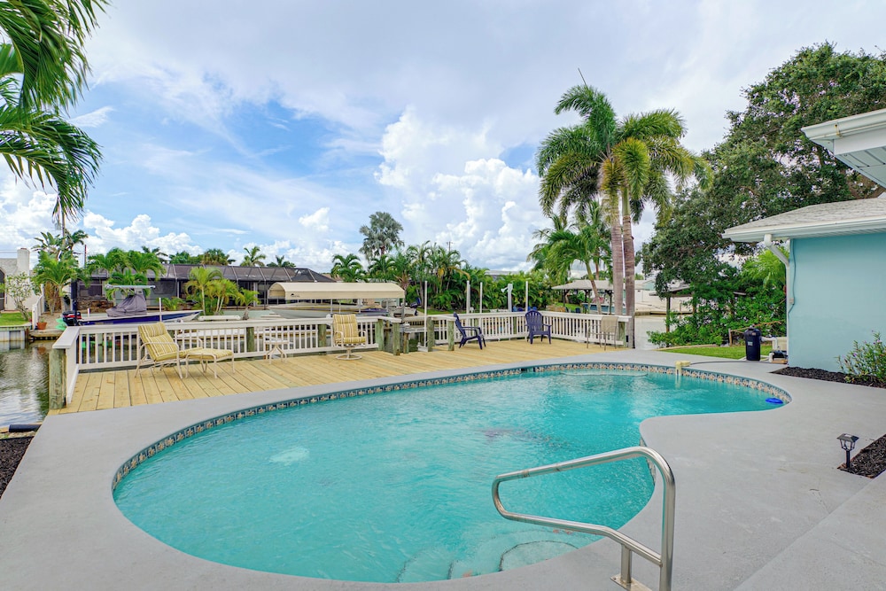 Canal-front Retreat W/ Boat Dock On Merritt Island - Cocoa Beach, FL