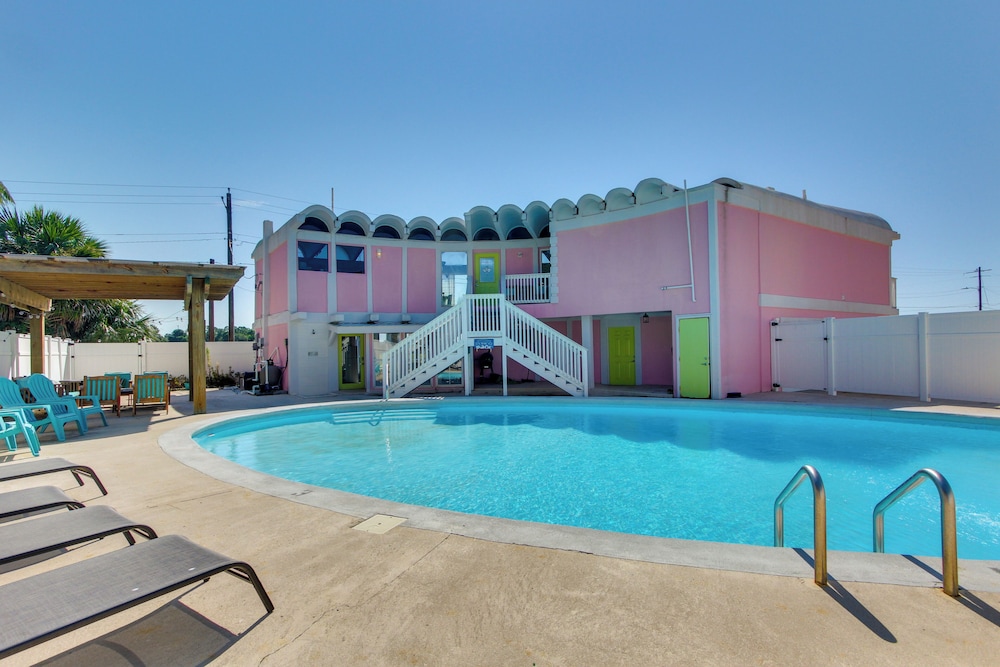 Walk To Beach: Unique Family Gem In Pass Christian - Pass Christian, MS