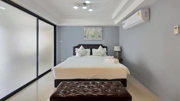 Casa, 3 quartos | Escrivaninha, ferros/tábuas de passar roupa, Wi-Fi de cortesia