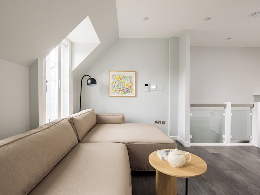 Apartamento | Sala de estar | Televisor de ecrã plano de 44 polegadas com canais por cabo