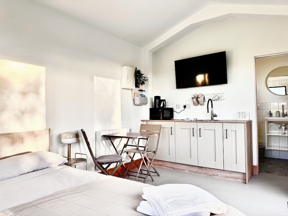 Silver Bloom Cabin, a peaceful retreat in Kinnitty’s Slieve Bloom ...