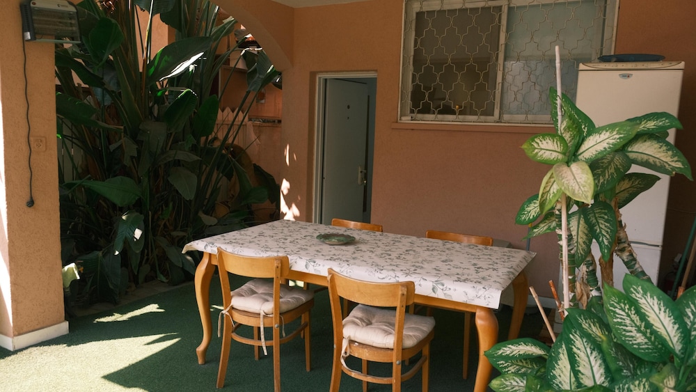 Kfar Saba Guesthouse - Israel