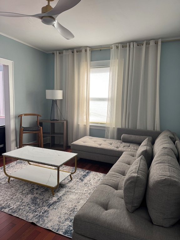 3 Bedroom 1st Floor Apartment With Parking - 30 Min To Nyc 15 Min To Metlife - 패터슨