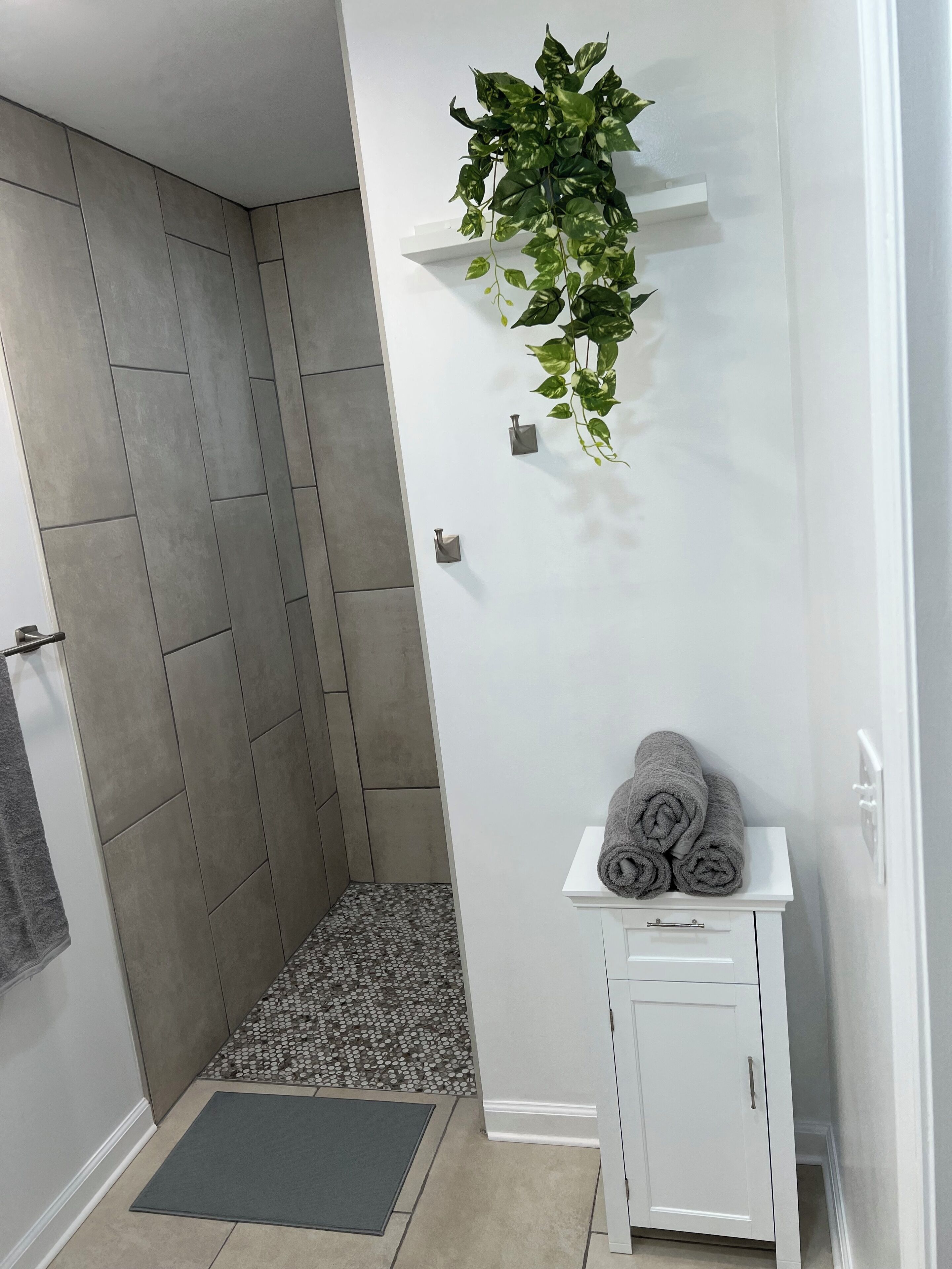 Cozy Accessible Studio Near Wake Forest & Downtown Winston-salem - Winston-Salem, NC