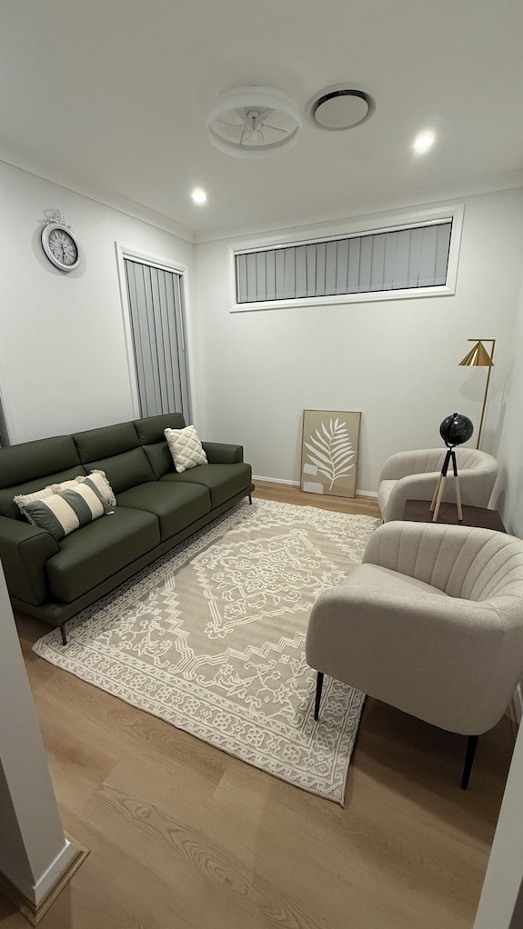 Perfect Home Away From Your Home!! - Campbelltown