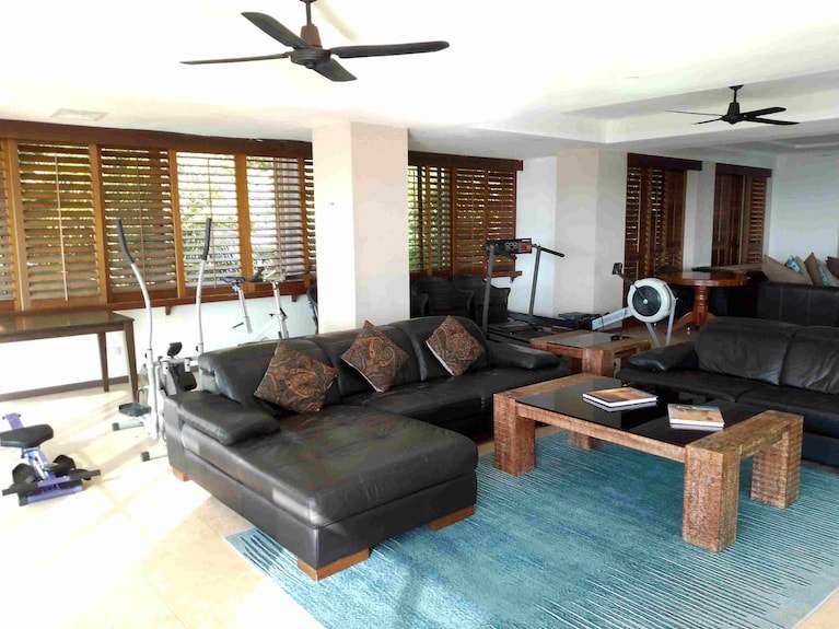 Incredible Coral Sea And Island Views - Airlie Beach