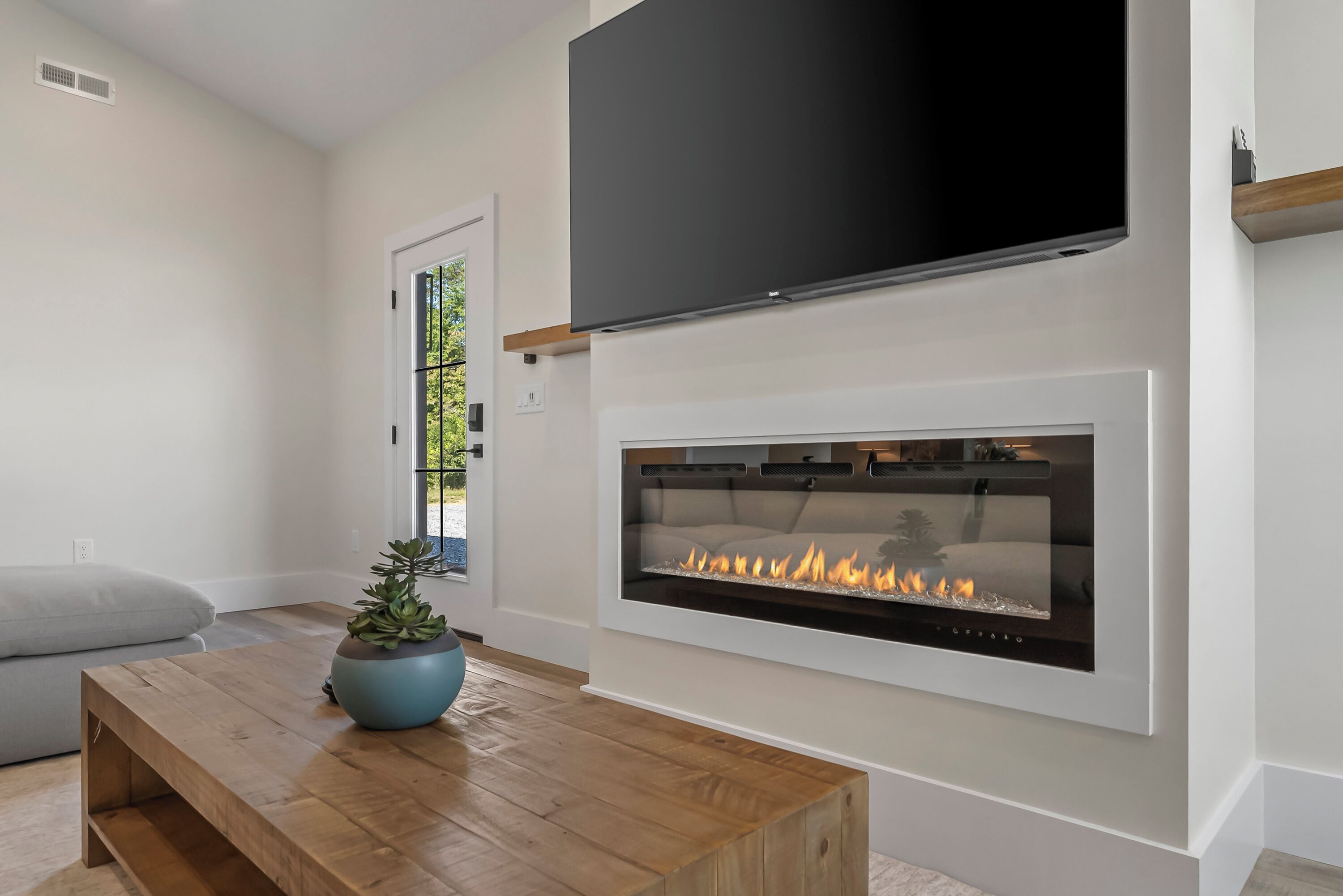 Barndominium With Pool, Pickleball, Hot Tub, Great Views - Morganton, NC